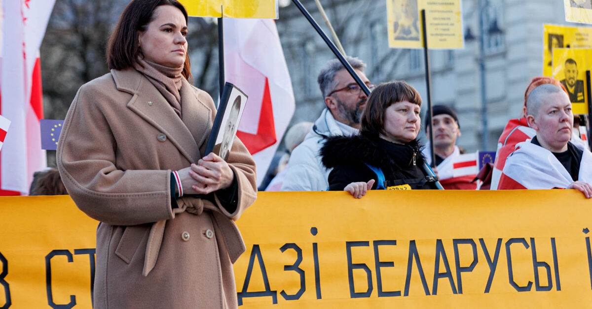 Cichanouska przenosi się do Warszawy. Pavilionis: „Chylę czoło przed ...